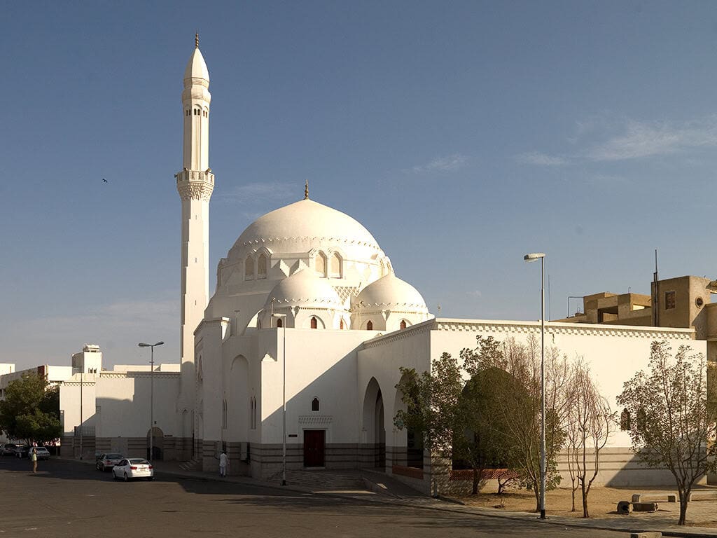 Places of Visit and Sacred Sites in Medina - Hisar Travel | Singapore ...