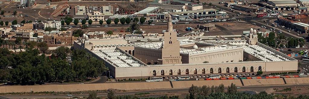 Masjid al-Zulhuleifa (Miqat Mosque) - Singapore Umrah Agency | Hisar Travel